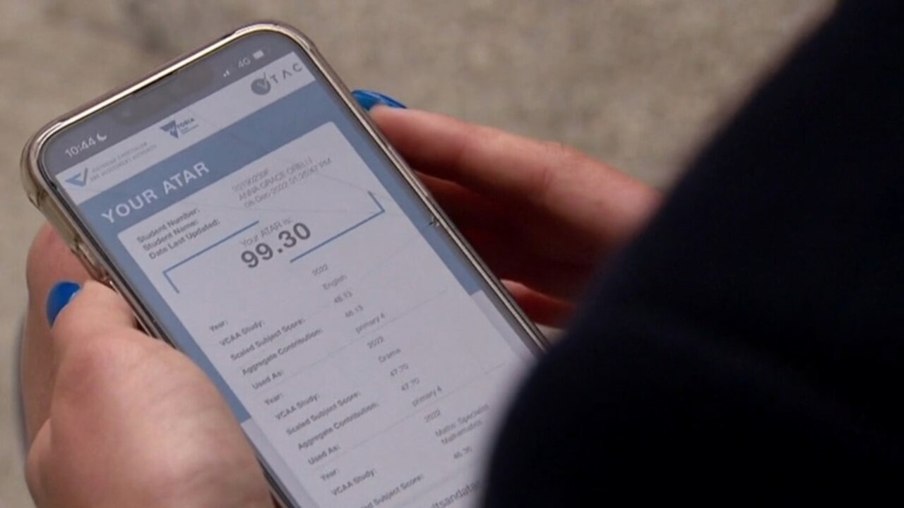VCE Sonuçları Victoria Öğrencilerine Açıklandı - Dunya News
